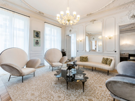 1 appartement rénové dans 1 esprit haute couture