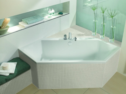 Baignoires d'angle : 10 exemples d'intégrations