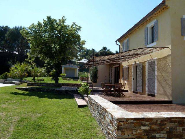 Une bastide provençale du XVIIIè siècle retrouve sa fraîcheur